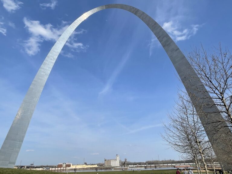 Gateway Arch National Park - out of the office today
